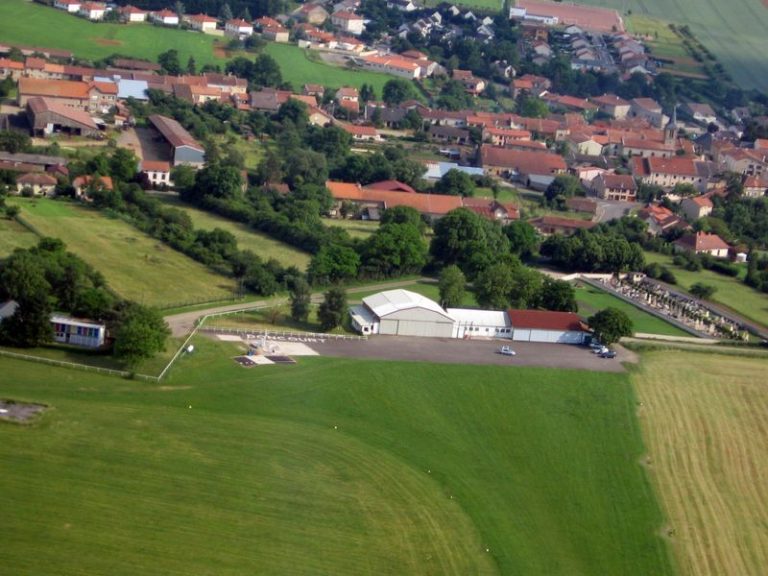 LFGR – DONCOURT LES CONFLANS – VFR Pilote