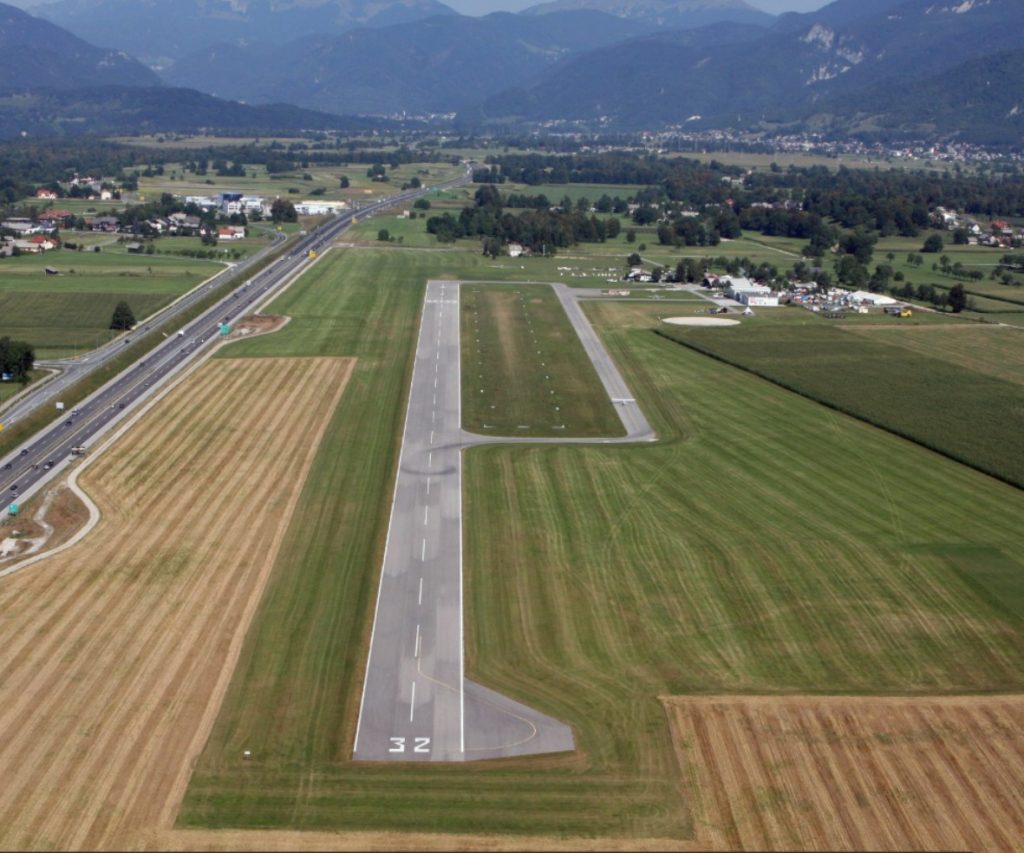 LJBL – Lesce/Bled – VFR Pilote